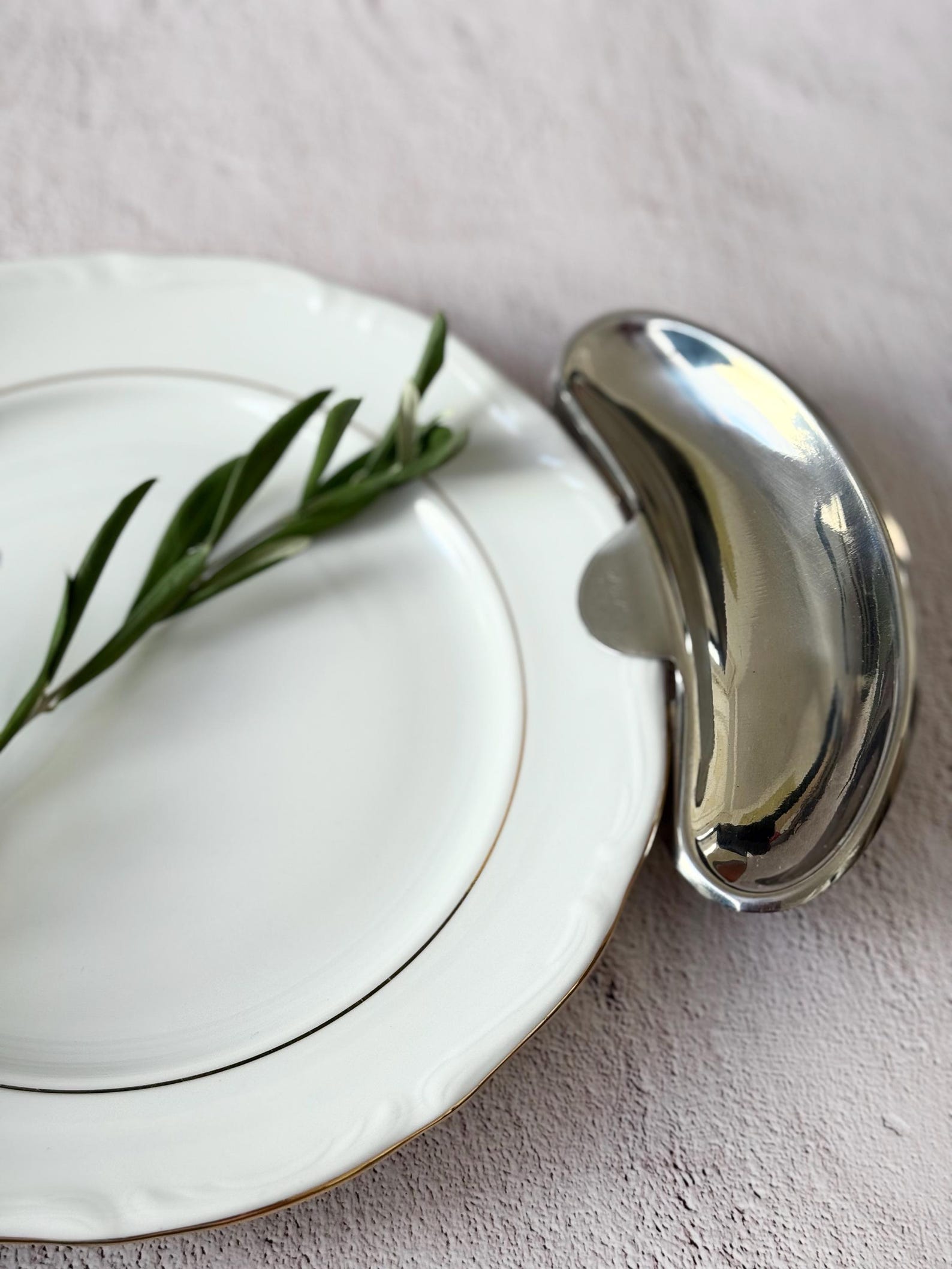 Set of 6 and Set of 4 Vintage Stainless Steel Clip-on Fish Bone Dishes ...