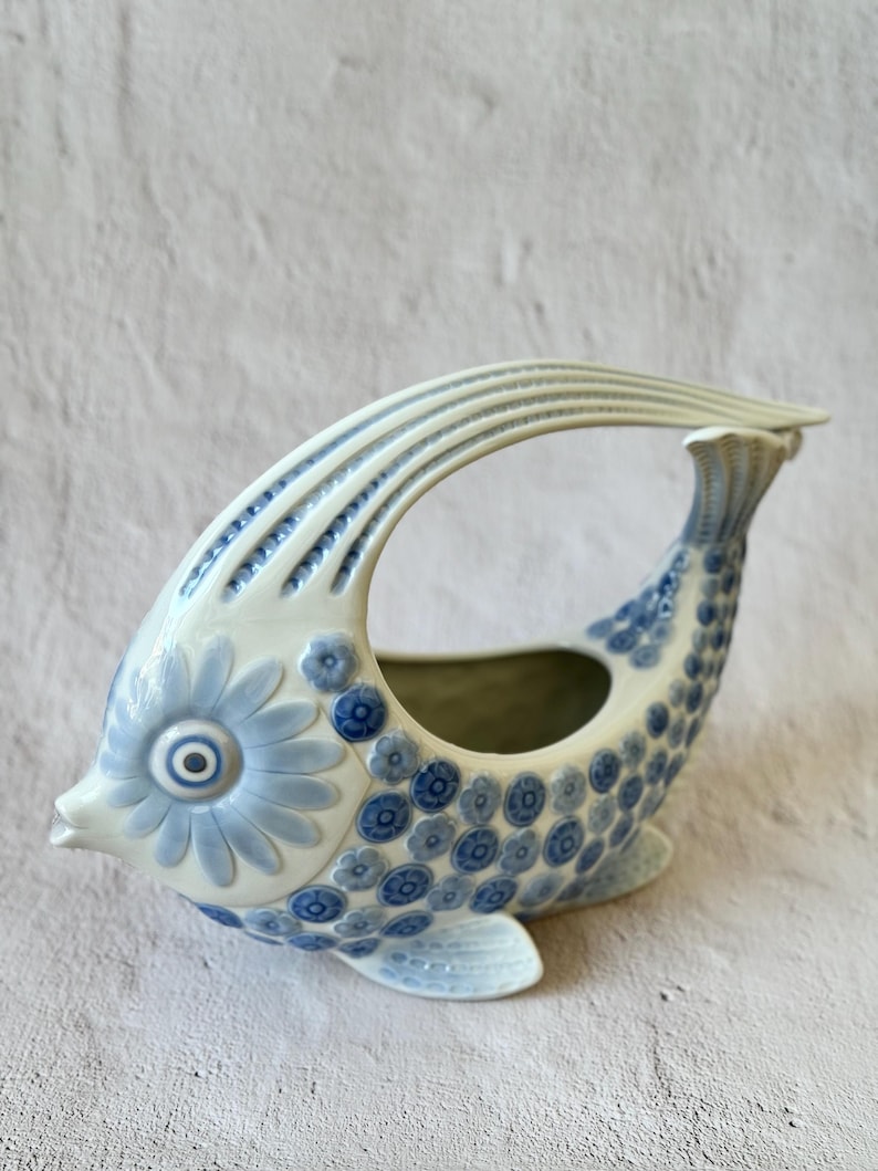 Vintage Lladro Porcelain Blue & White Fish Centerpiece or Planter ...