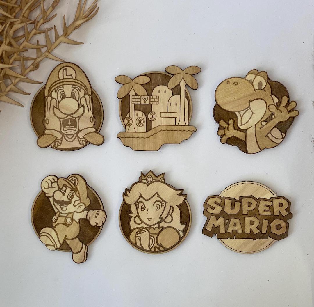 Super Mario Bros Wooden Coasters Set - Geek Gift - Gamer Collectibles ...