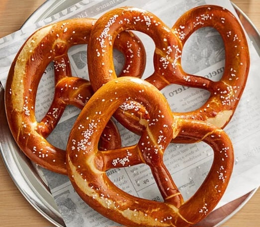 Authentic 6oz Soft German Pretzles - Etsy