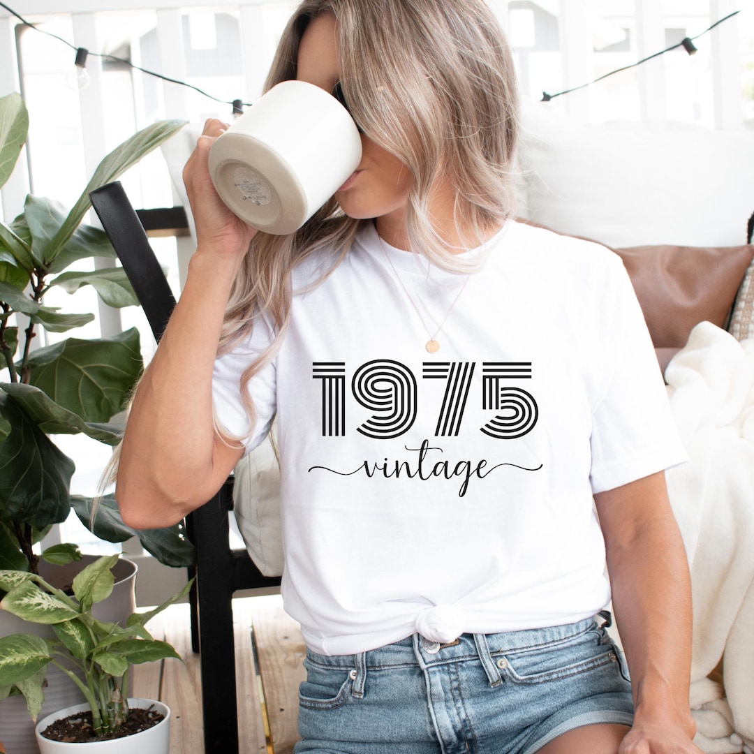 1975 Vintage Tshirt, 50th Birthday Gift Unisex Tee, Classic Retro Shirt ...