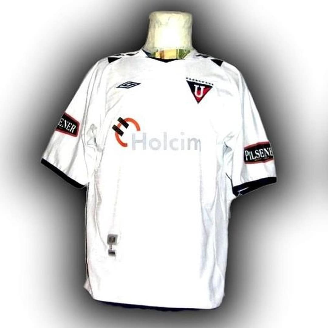LDU Liga Deportiva Universitaria Quito Ecuador 2009 2010 Home Shirt ...