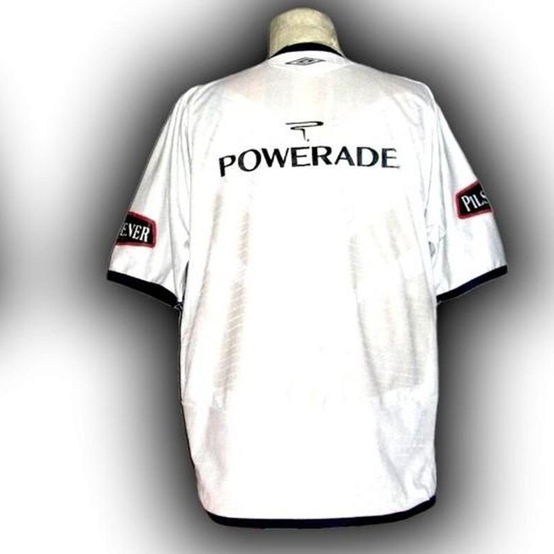 LDU Liga Deportiva Universitaria Quito Ecuador 2009 2010 Home Shirt ...