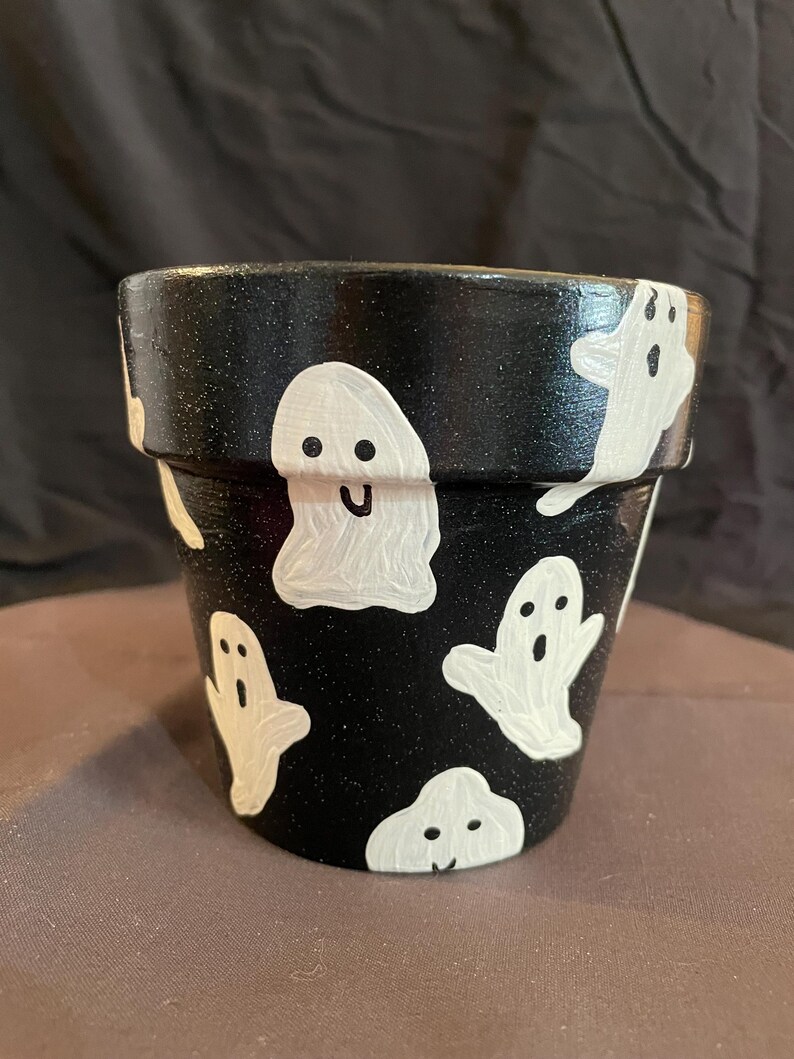 Hand Painted Black Ghost Plant Pot - Etsy