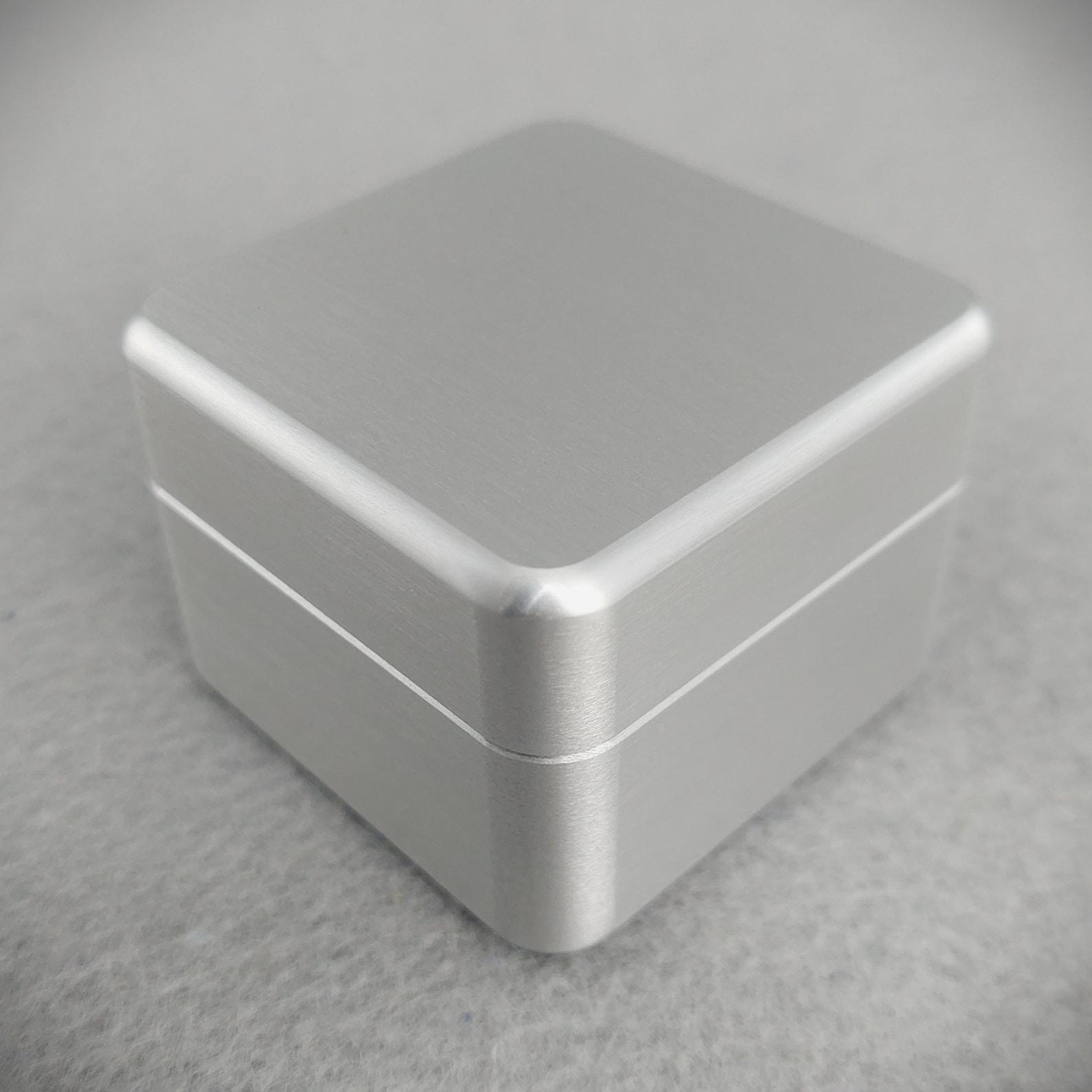 Dpcustoms Square Clam Shell Engagement Ring Box, Pocket Size Ring Box ...