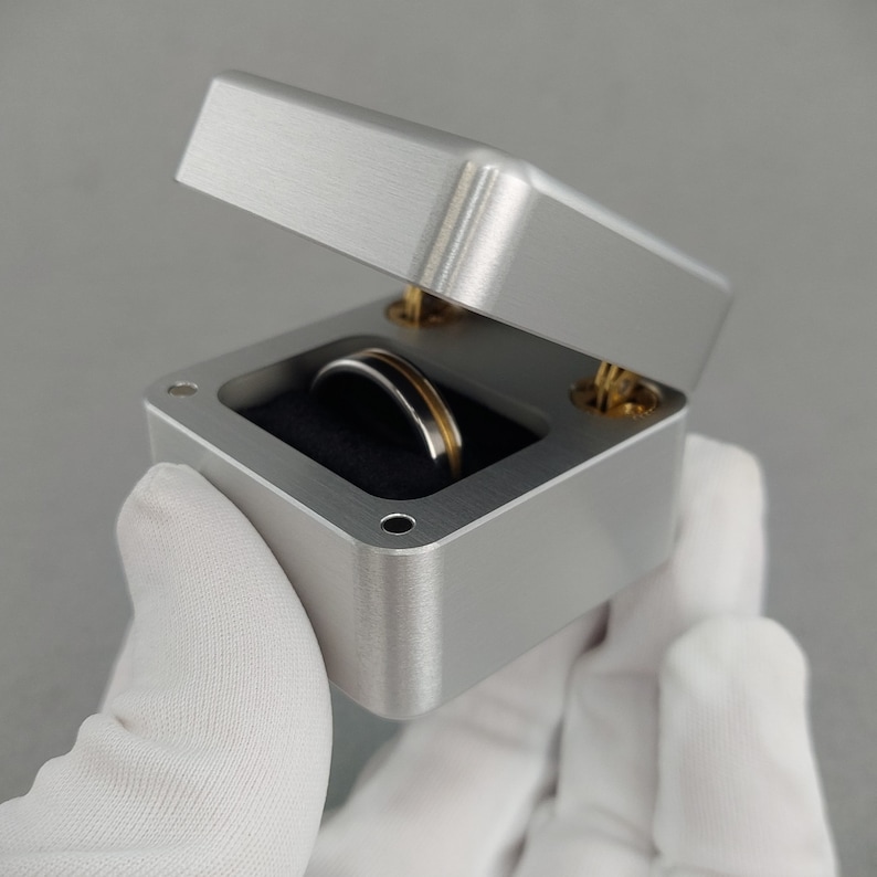 Dpcustoms Square Clam Shell Engagement Ring Box, Pocket Size Ring Box ...