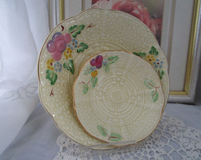 CROWN DEVON CHINA S. Fielding & Co. Ltd. 2 Dishes Pattern A326 1930s - Etsy