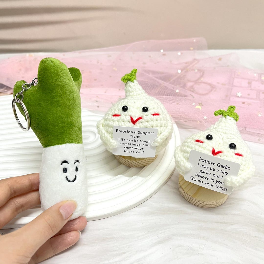 Handmade Crochet Garlic Scallion Plush Keychain: Emotional Support Gift ...