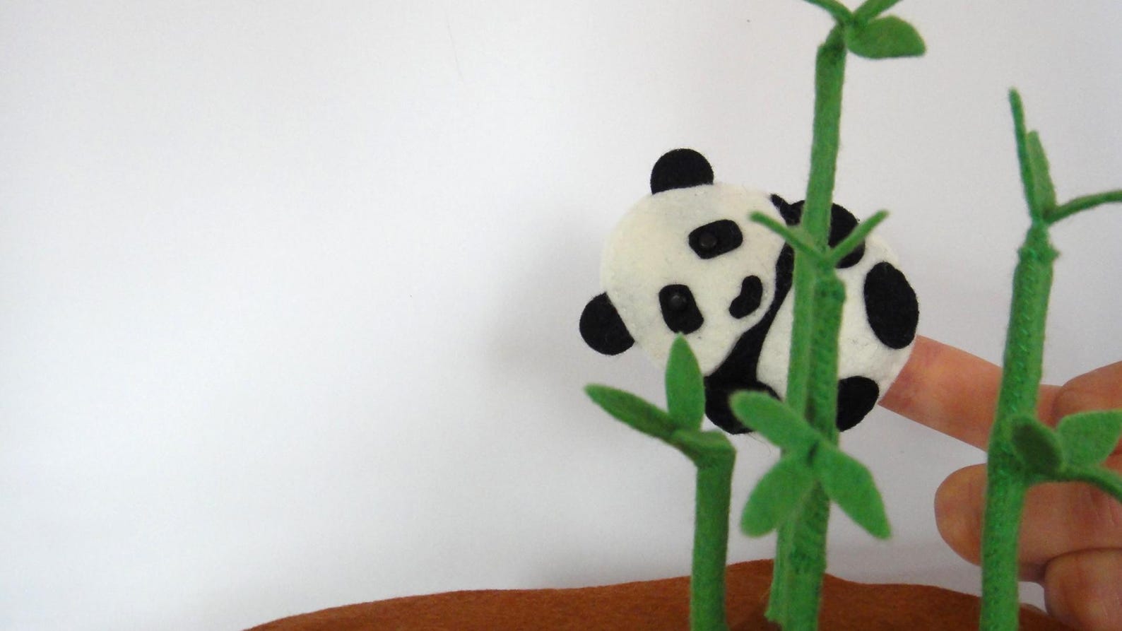 Felt Paco the Panda and Bamboo Sewing PDF Pattern, DIY Finger Puppet ...
