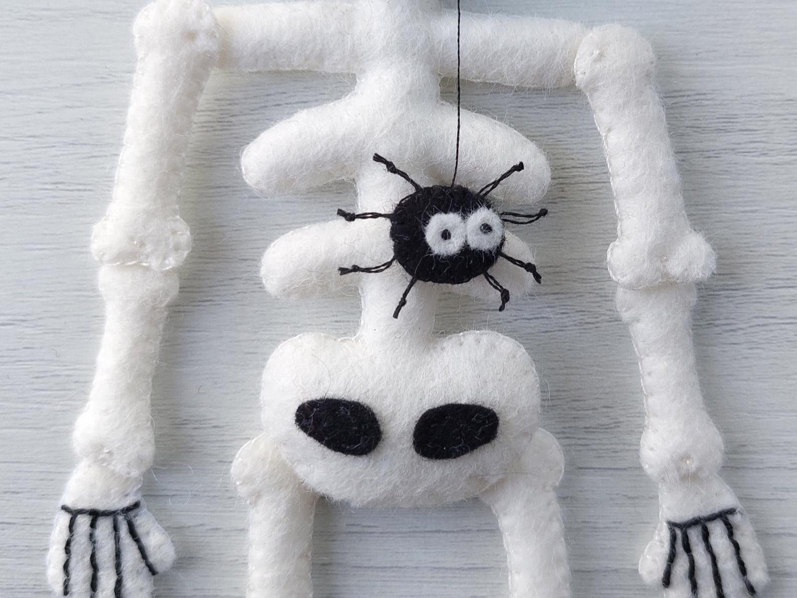 Felt Skeleton Sewing PDF Pattern, Spider, Stitching Tutorial, DIY Plush ...