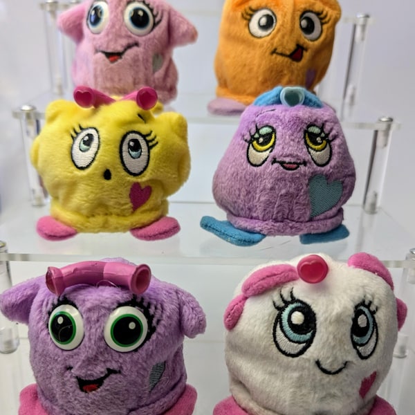 Wuv - Etsy