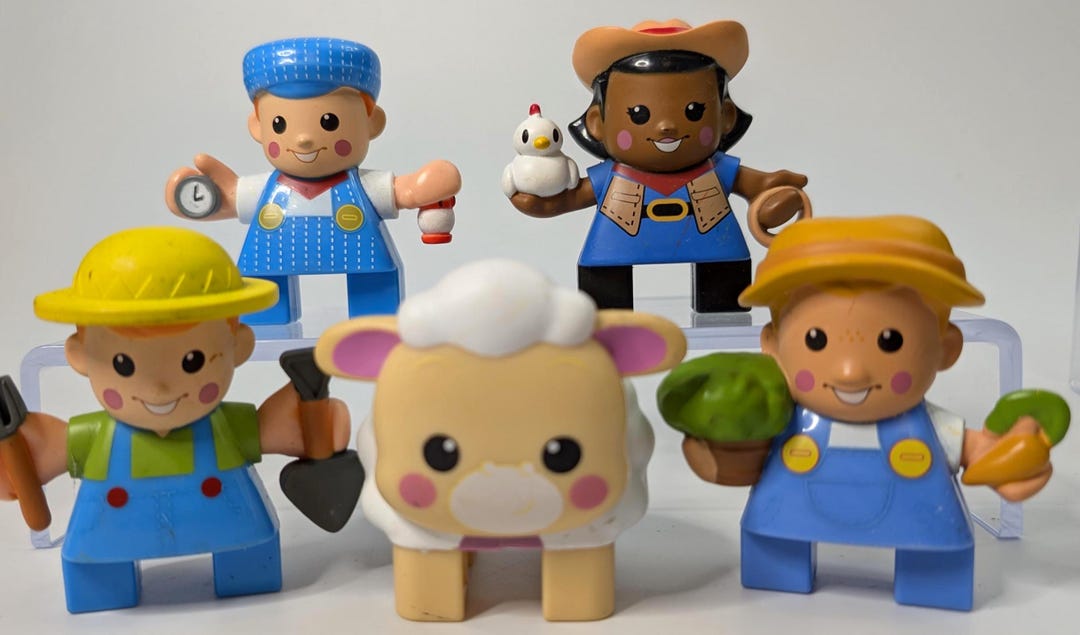 Toys - Little Tikes - Waffle Blocks - Figurines - Characters - LOT (5 ...