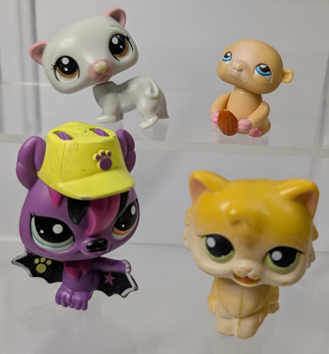 Hasbro - Littlest Pet Shop - LPS - Magic Motion - Yellow Persian Cat ...