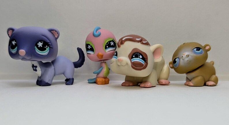 Hasbro - Littlest Pet Shop - LPS - Set of 4 - Hamster #45, Parakeet ...