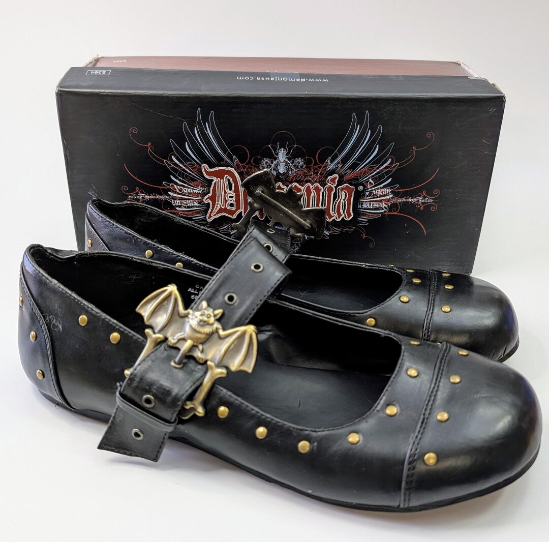Pair of Gothic Shoes With Box Demonia Daisy Model Size 10 - Etsy