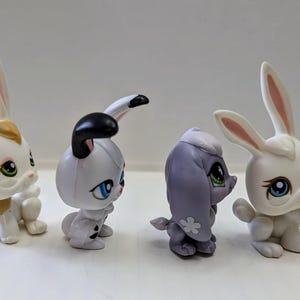 Hasbro - Littlest Pet Shop - LPS - Rabbits #3 #322 #648 #magic Motion ...