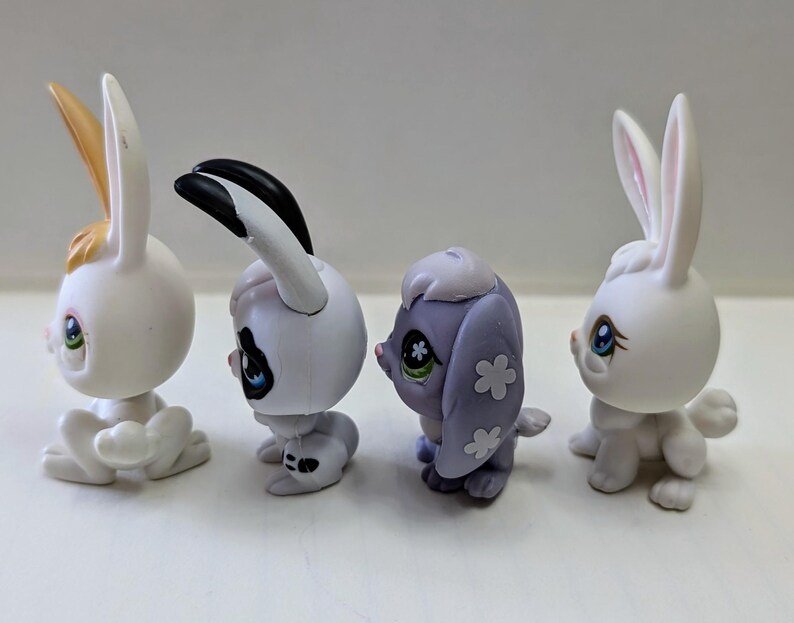 Hasbro - Littlest Pet Shop - LPS - Lot of 4 Different Bunnies / Rabbits ...