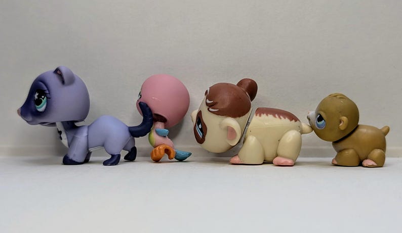 Hasbro - Littlest Pet Shop - LPS - Set of 4 - Hamster #45, Parakeet ...