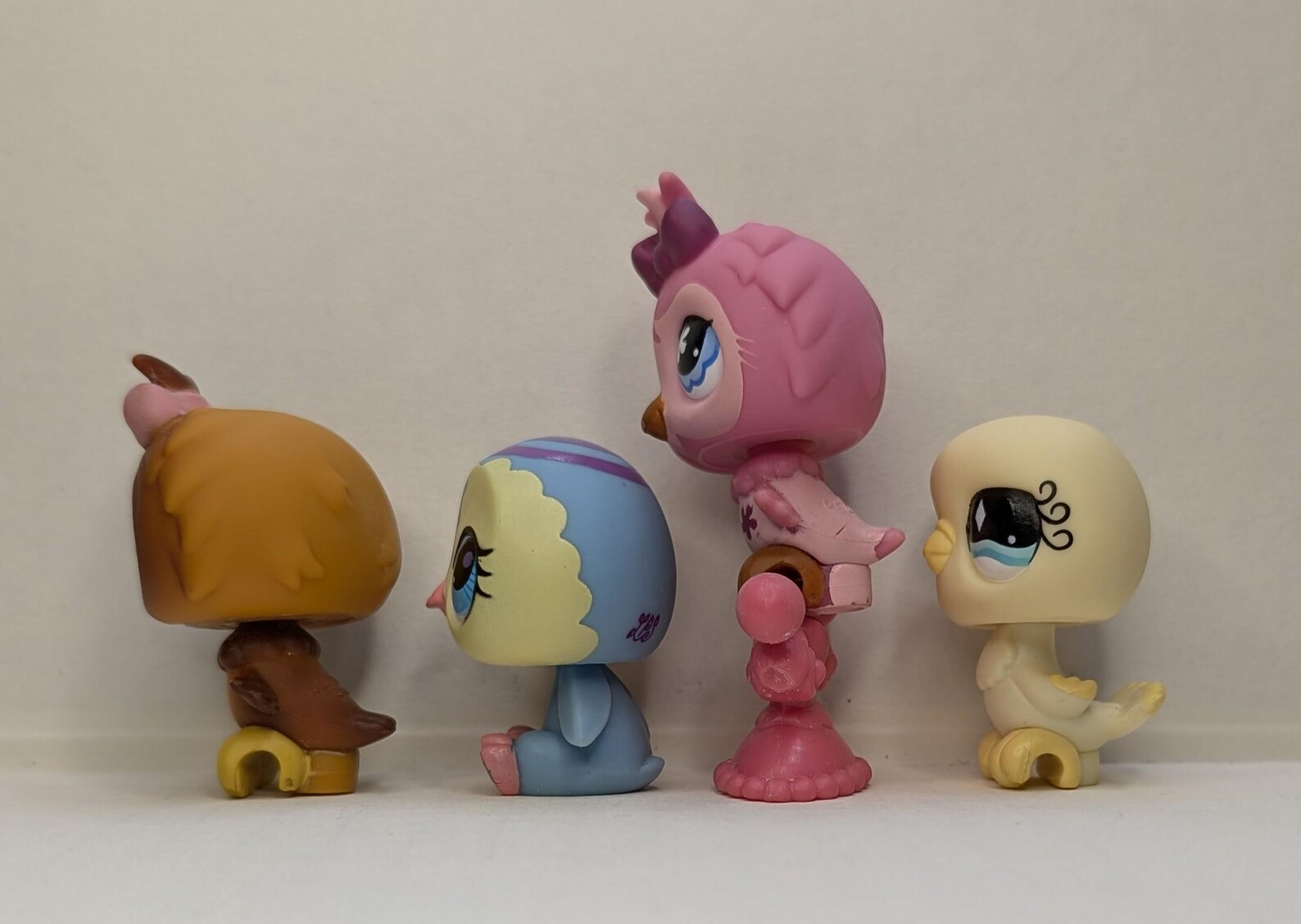 Hasbro - Littlest Pet Shop - LPS - Set of 4 - Pink Owl #496, Brown Owl ...