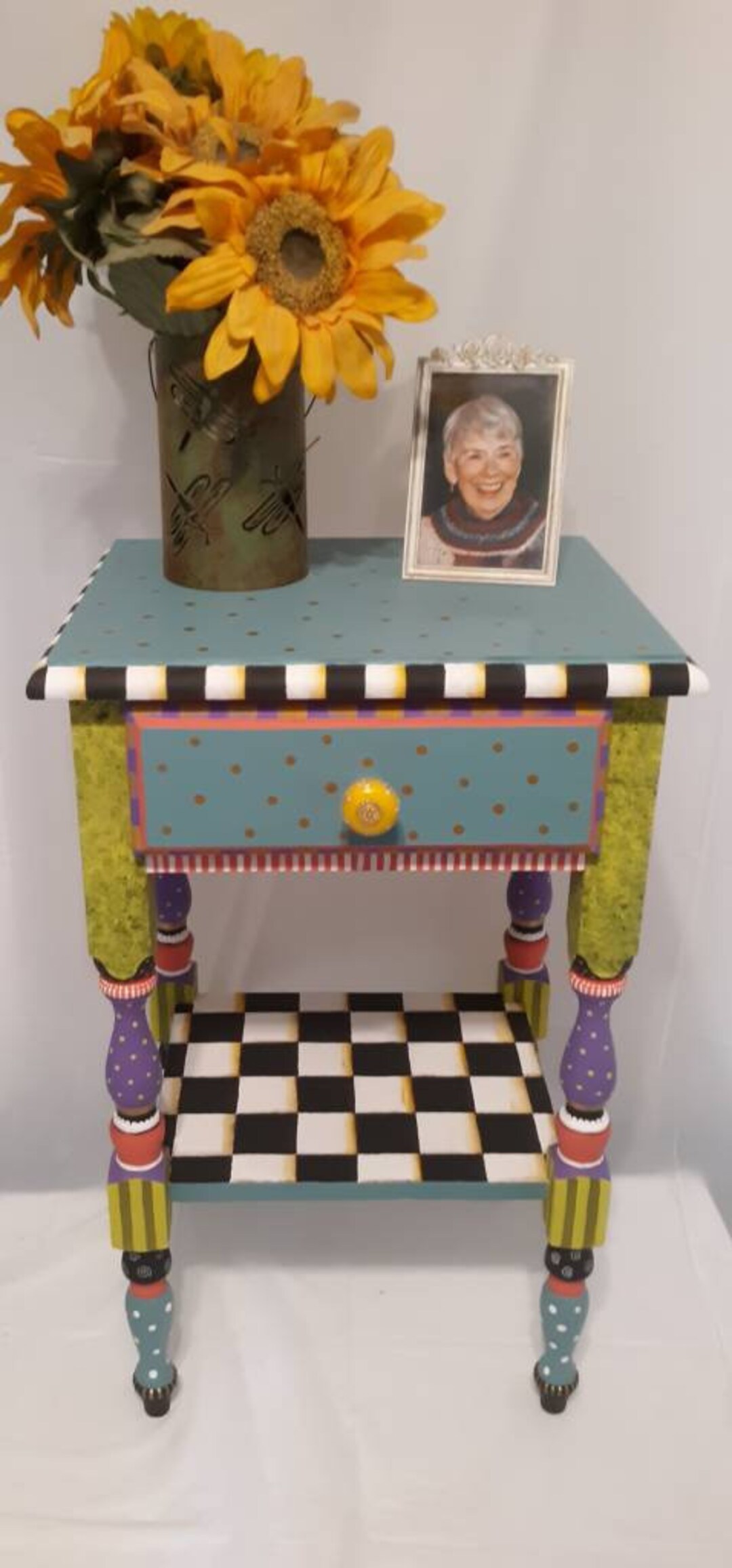 PAINTED FURNITURE TABLE Side Table Vintage Table Funky - Etsy