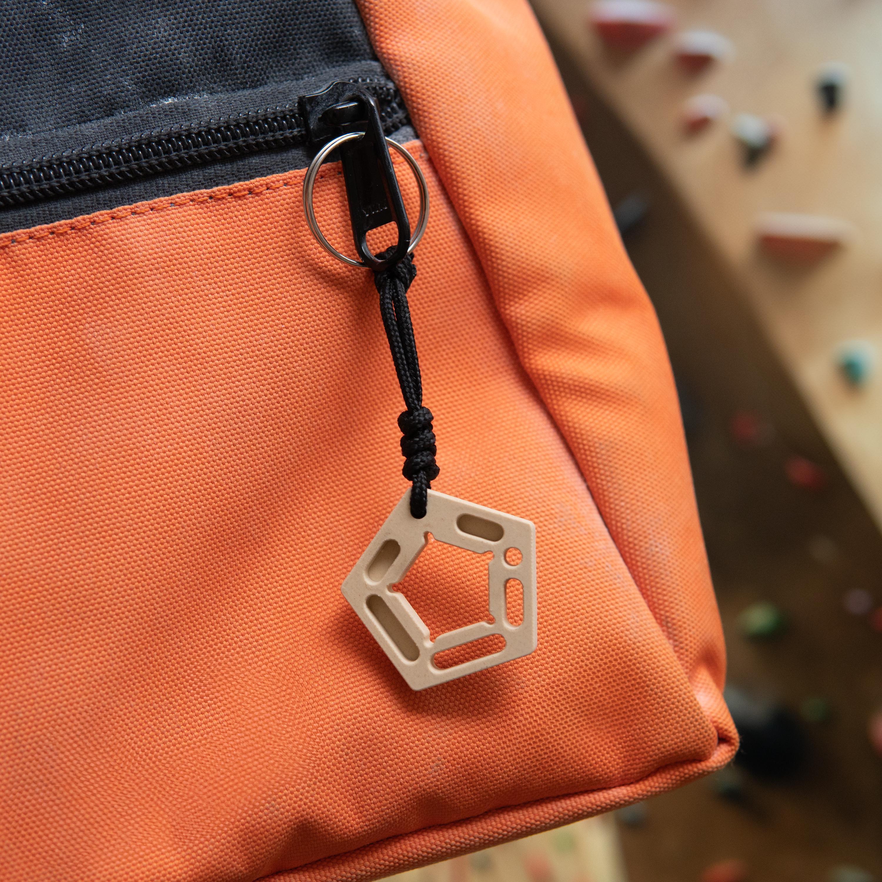 Climbing Keychain, Mini Wooden Fingerboard, Hangboard, Rock Climbing ...