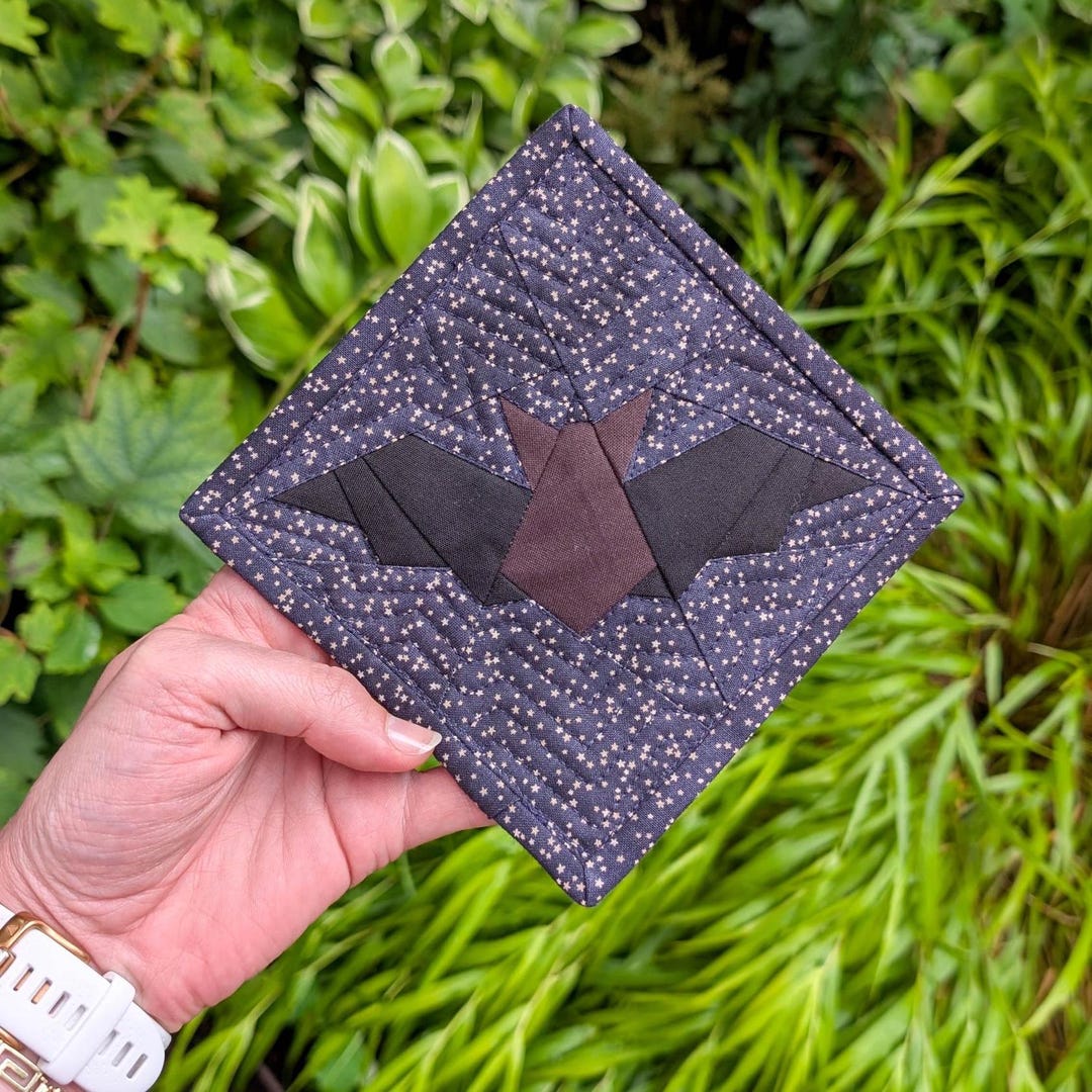 Bat in Flight - Foundation Paper Piecing PDF Pattern - 5 Inch Square ...