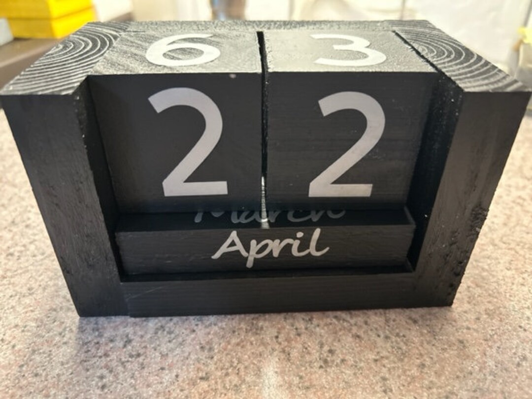 Las Vegas Raiders Perpetual Wooden Block Desk Calendar Decoupaged Wood ...