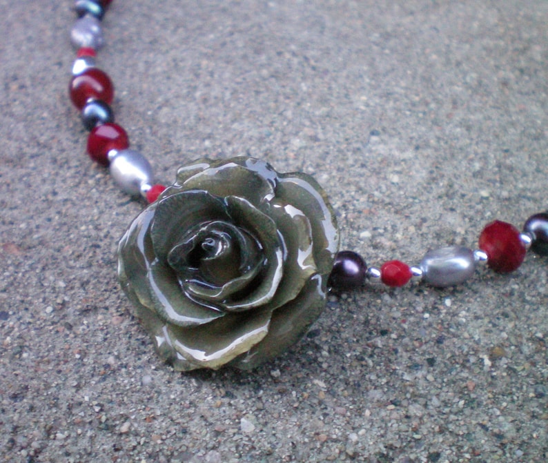 Free Shipping Sparkle and Shine REAL Grey TEA ROSE and Garnet Ruby Gray ...