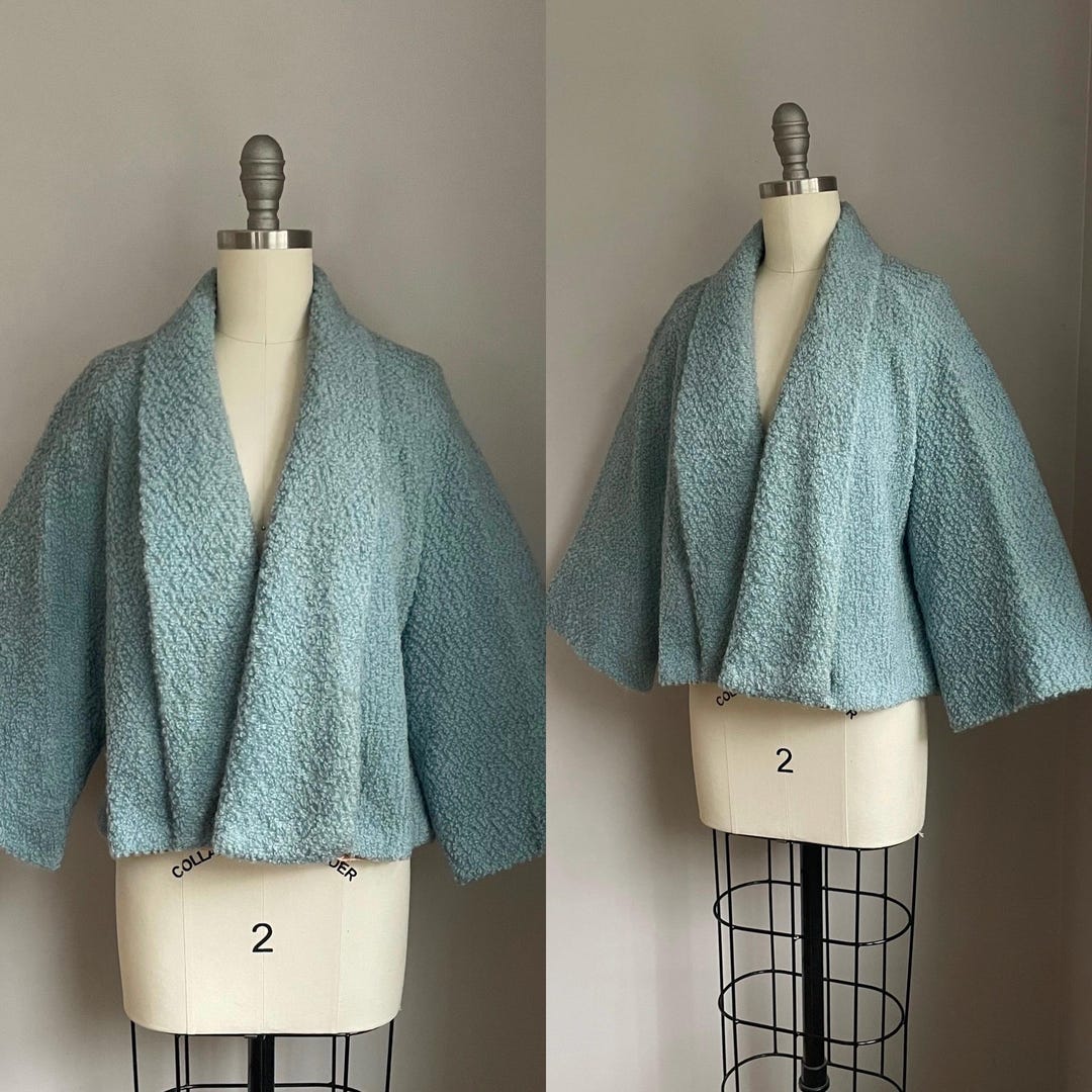 Vintage 1950s Nubby Baby Blue Boucle Wool Cropped Bell Sleeve Swing ...