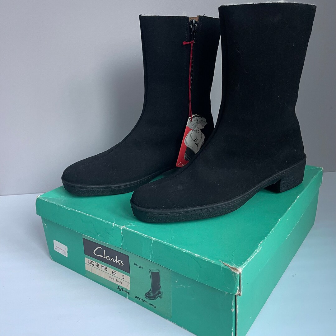 Vintage 1960s Deadstock Black Suede Sheepskin Lined Zip up Clarks ...