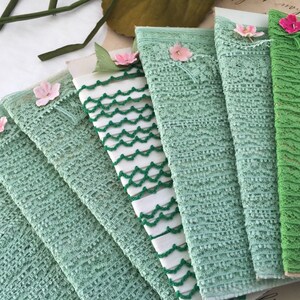 Dressmakers Vintage Lace Kelly Green - Etsy