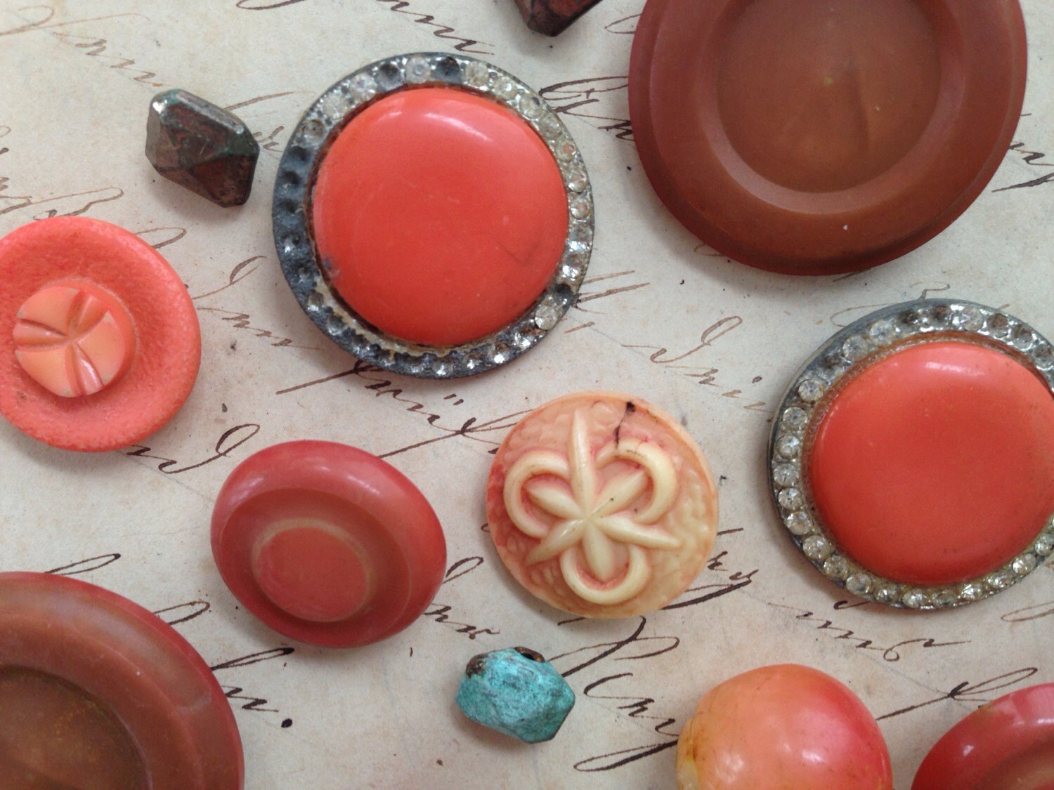 Vintage Buttons Fashion Buttons Salvaged Dessert Sand - Etsy