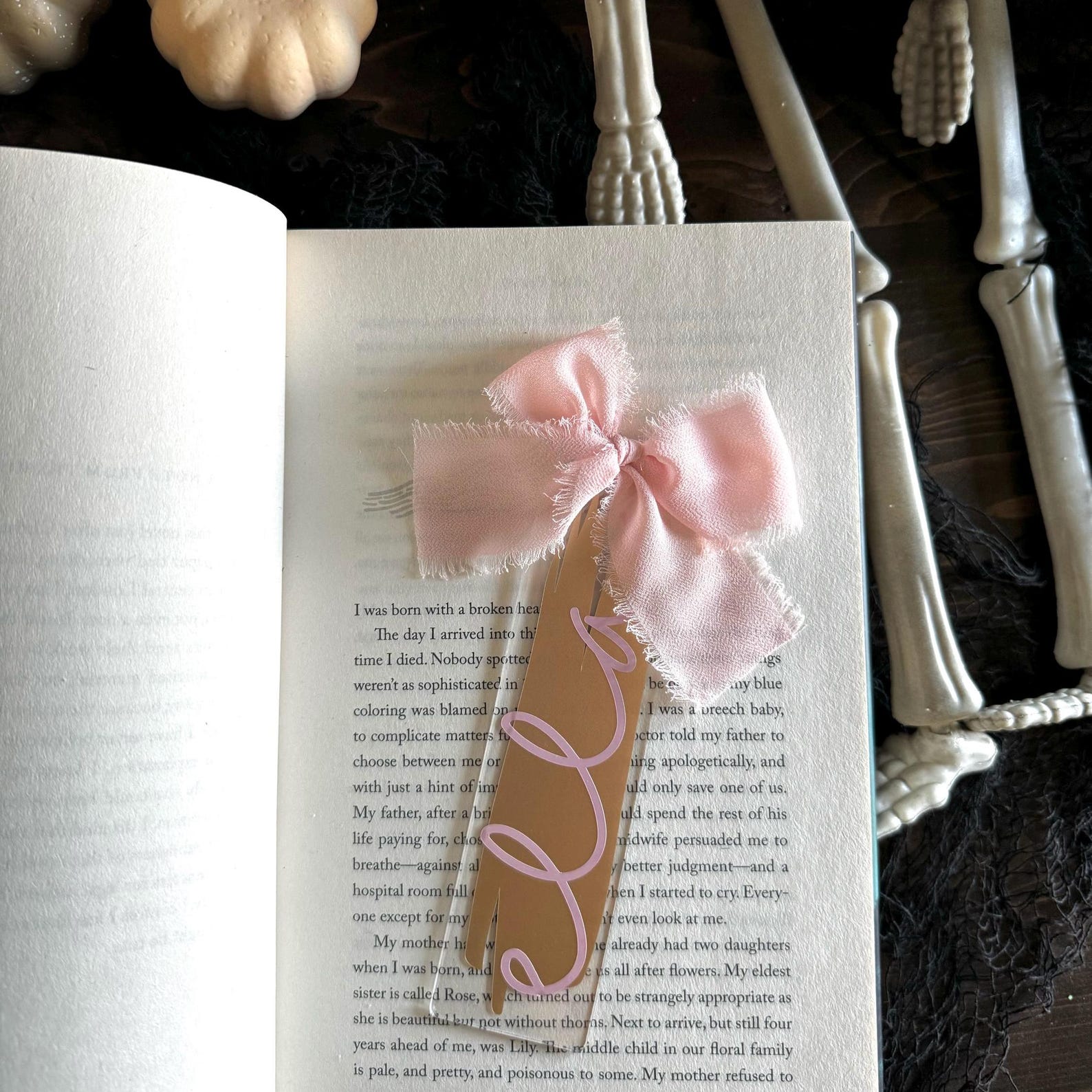 Bow Bookmark, Personalized Bookmark Unique Reading Companion, Book ...