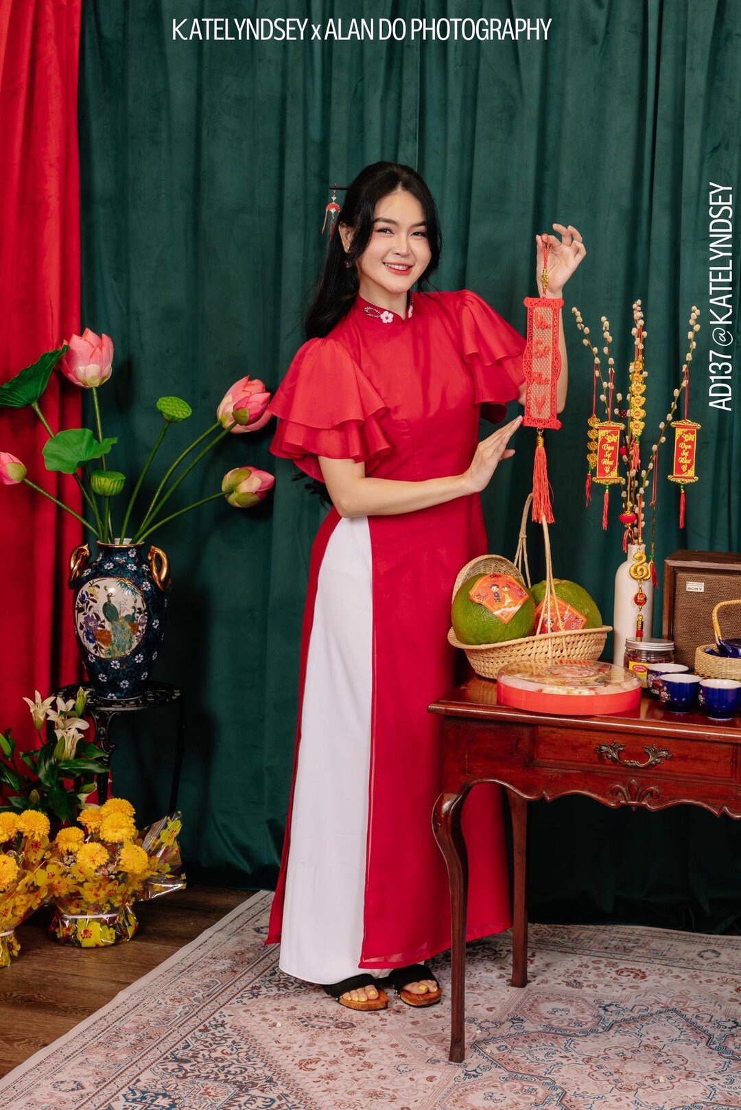 Cute Short Sleeve Pre-made Vietnamese Women Modern Ao Dai Cach Tan Set ...