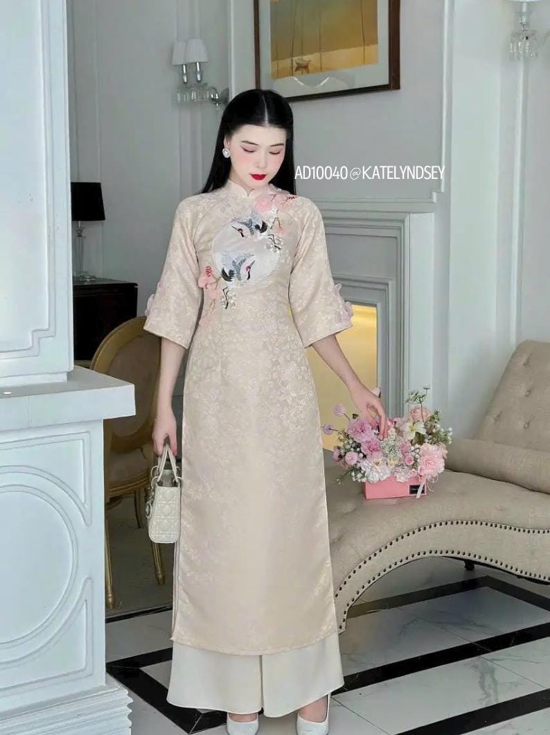 Pre-made Embossed Gam Vietnamese Women Modern Ao Dai Cach Tan Set With ...