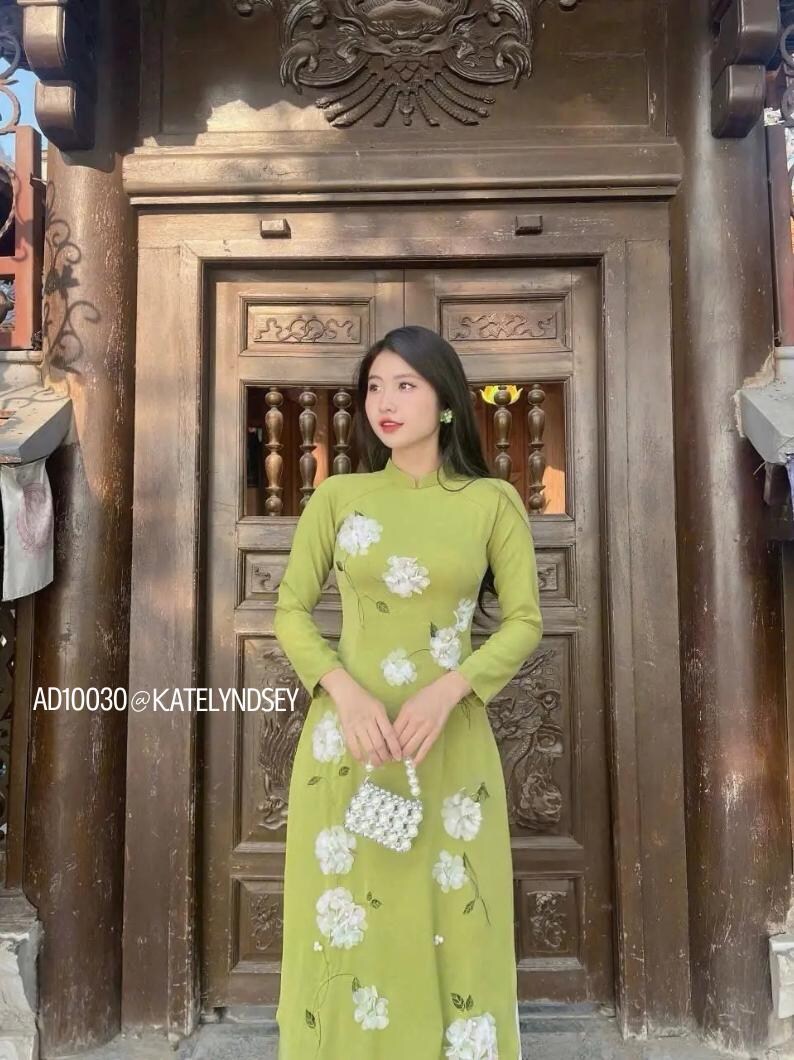 Hydrangea 3D Flowers Pre-made Vietnamese Women Ao Dai Set With Pants ...