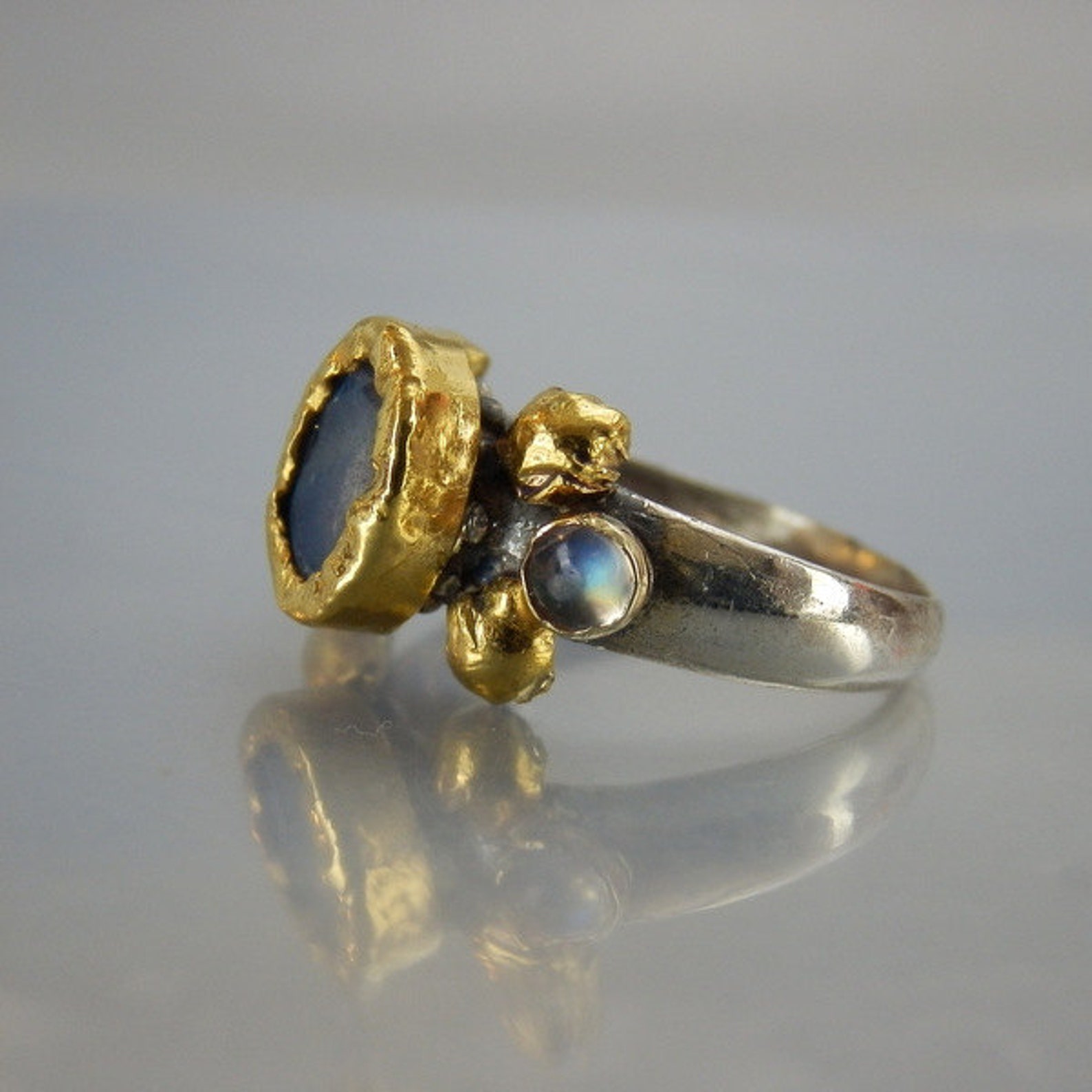 Labradorite Ring, 24K Solid Gold Labradorite Helena Ring, Labradorite ...