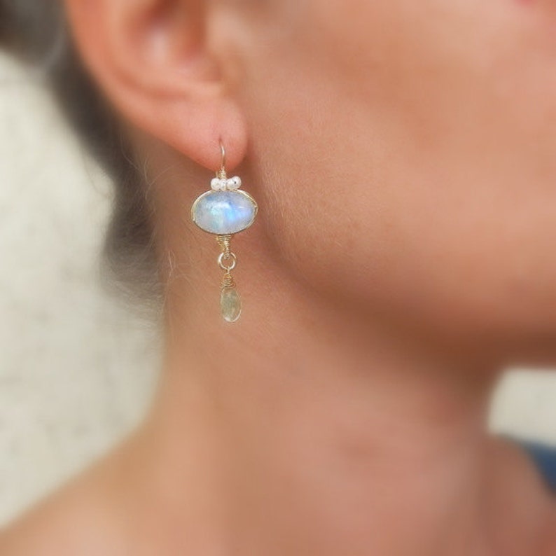 Moonstone Crown Earrings With Freshwater Pearl in 14K Gold - Etsy