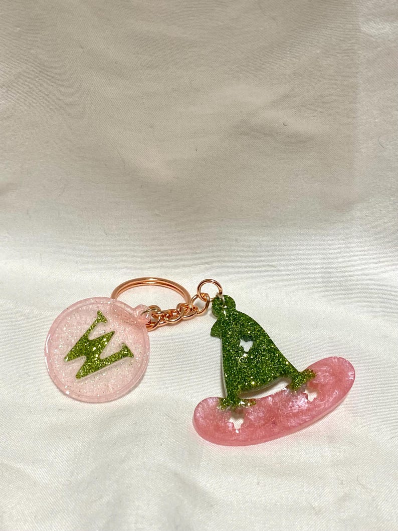 Wicked-inspired Keychain | Glittery Green Witch Hat & Pink "w" Charm ...
