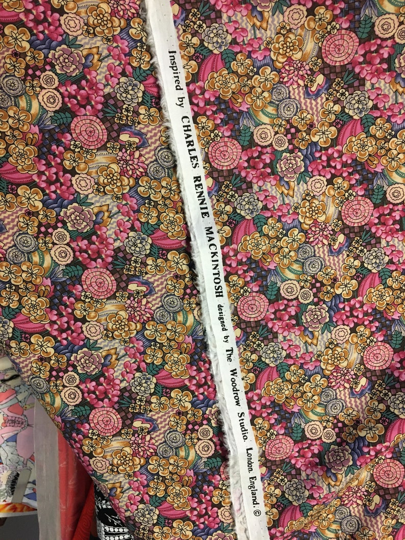Fabric Vintage Woodrow Studios English Floral Stylized Arts and Craft ...