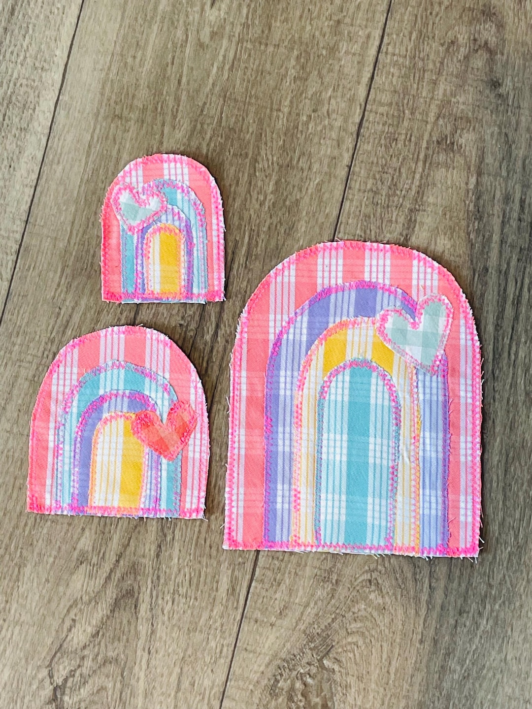 Palaka Rainbow Heart Patches / Sew on Patch / Pastels / Applique ...