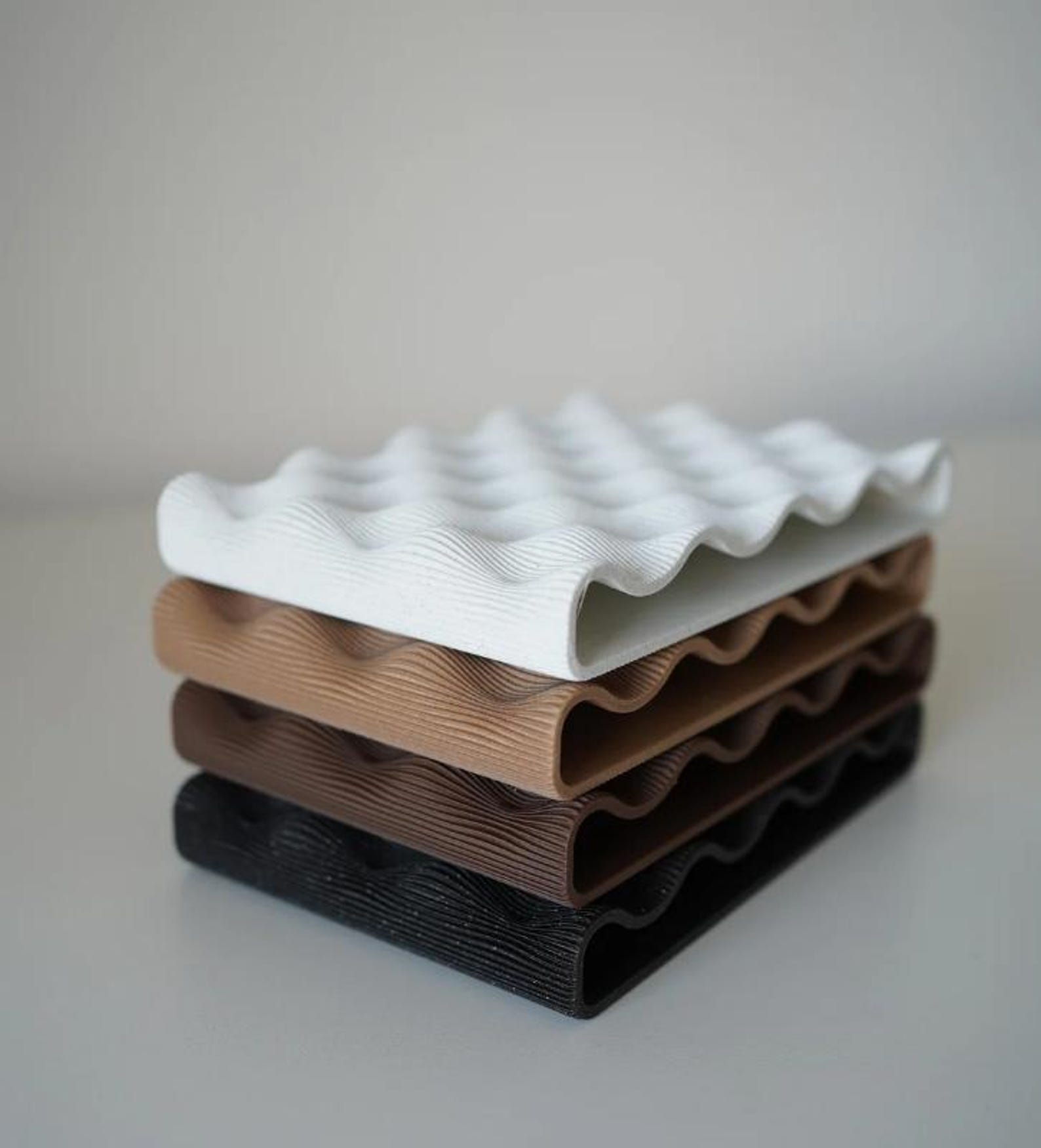 Modern 3D Printed Wave Tray – Sculptural Key & Jewelry Holder, Ribbed ...