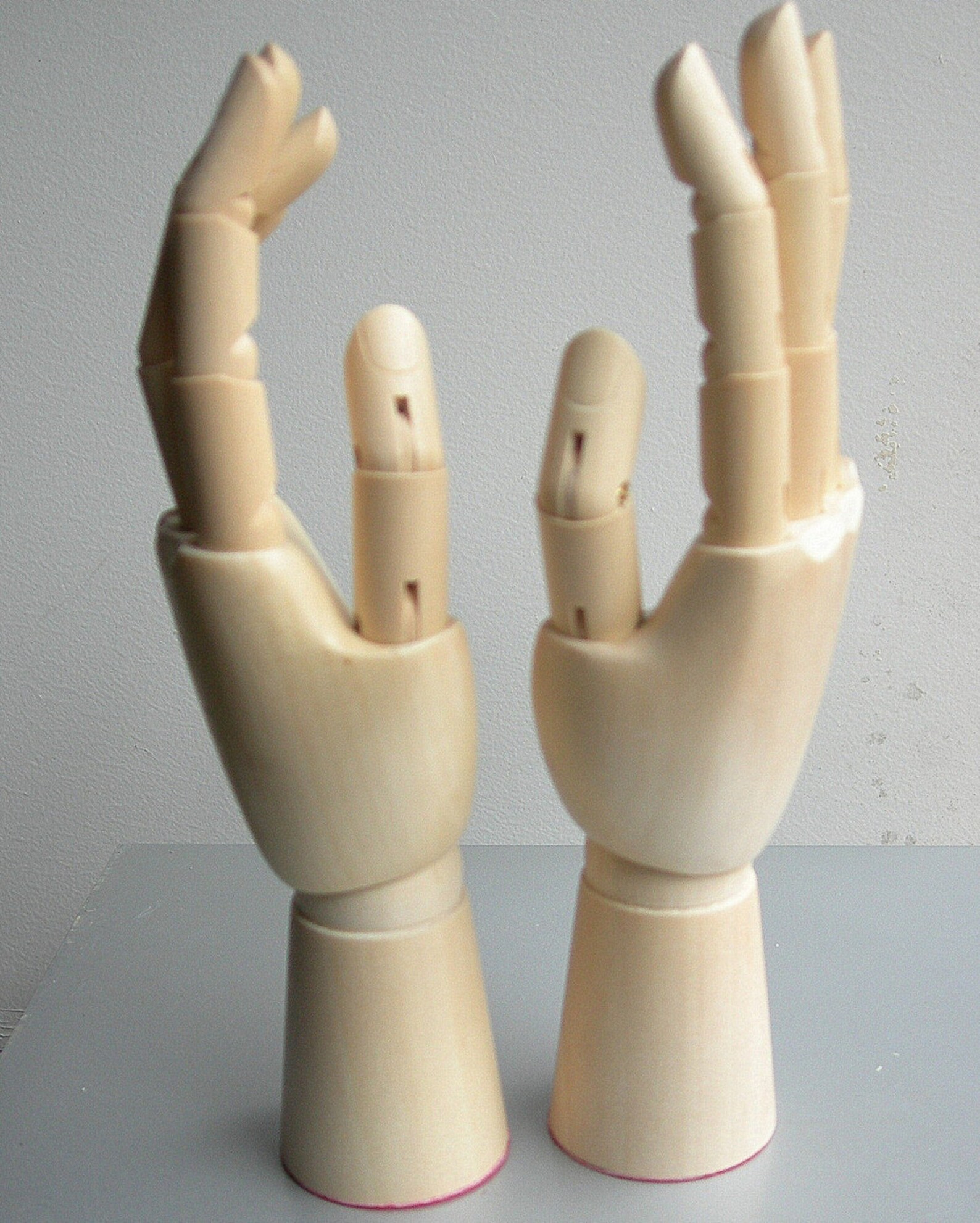 6 Inch Wooden Mannequin DISPLAY HAND SMALL - Manikin New - Etsy