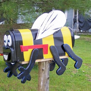 Bumble Bee Mailbox, Bee Mailbox, Bug Mailbox, Animal Mailbox, Flapping ...
