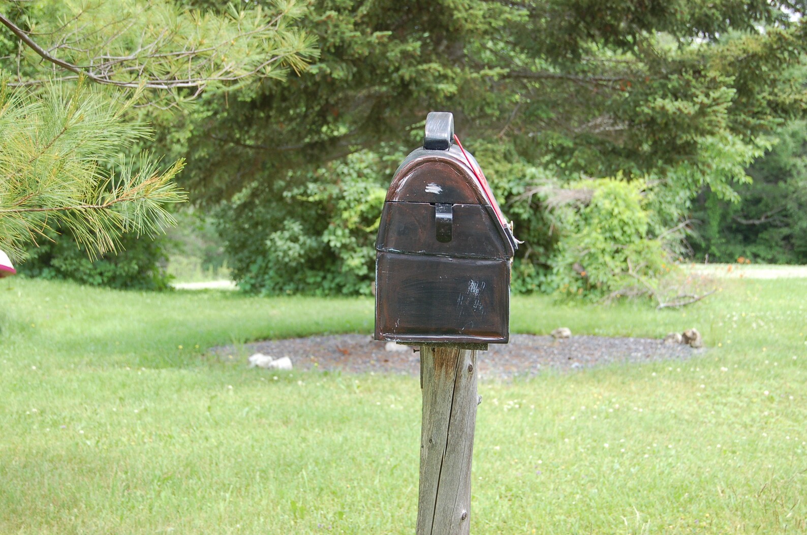 Lunch Pail Mailbox, Lunch Mailbox. Old Black Lunch Box Mailbox, Beaten ...
