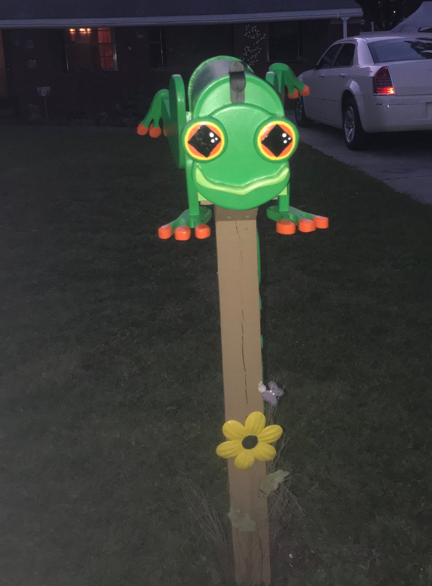 Tree Frog Custom Mailbox Animal Giftcrossknots Woodworking - Etsy Canada