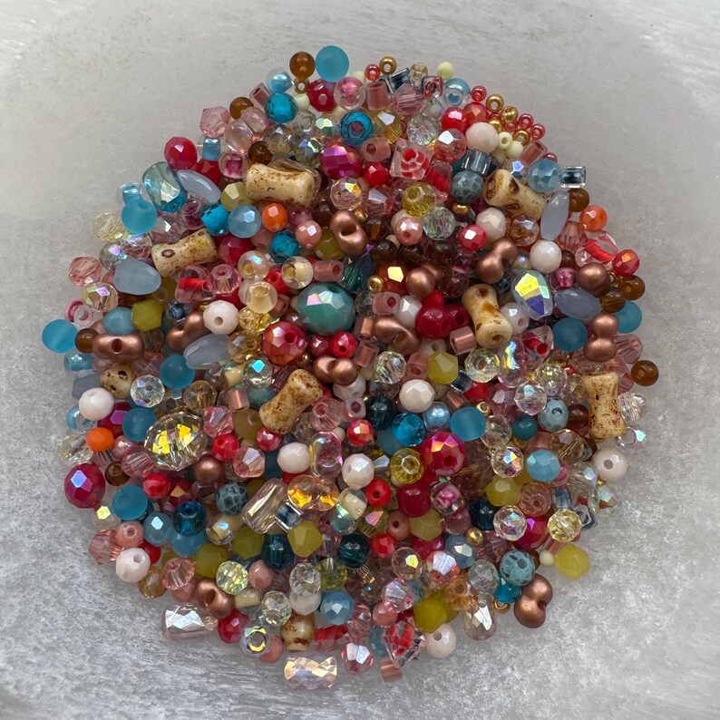 Mixed Glass and Crystal Beads Assortment, Colorful Beads, Beads for ...