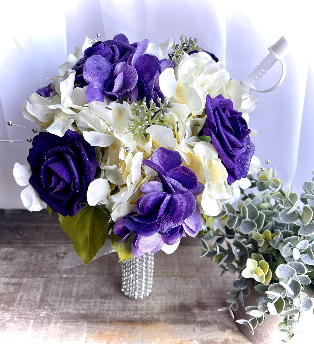 LED Floral Bouquet Bachelorette Flask, New Years Eve Party Light-up ...