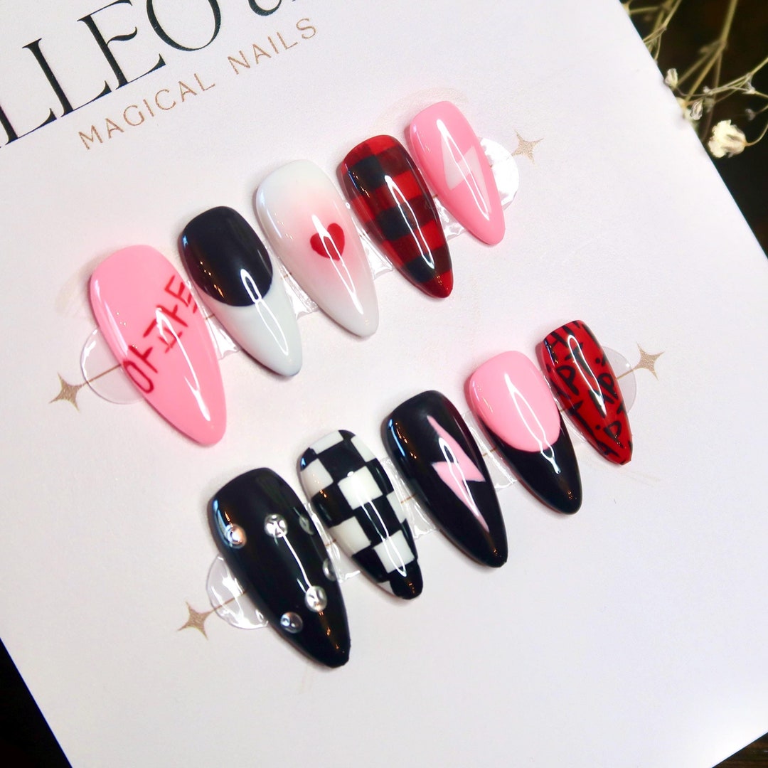 APT. K Pop Rose Press-on Nails Full Gel Nails Picnic Nails Tartan Nails ...