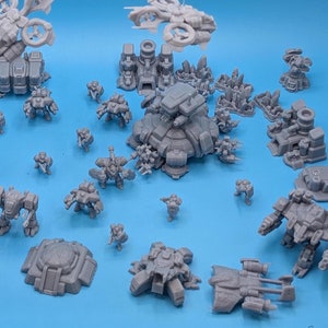 Terran Miniature Base - Deluxe (42 PC Set) - Starcraft Diorama - Etsy